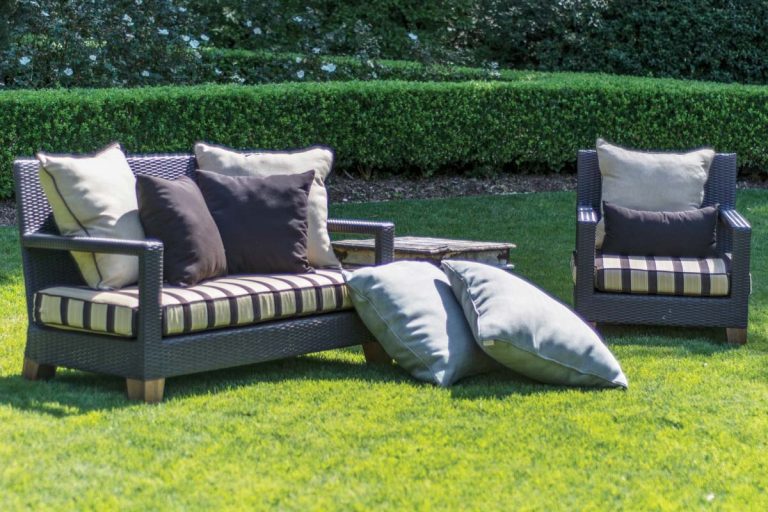 5 Ways to Update Your Patio for Fall – Cushion Source Blog